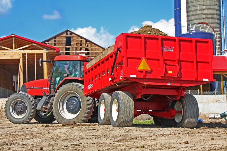 JBM Mfg. Photos | Farm Equipment, Bale Wagons, Feeders, Dump Trailers